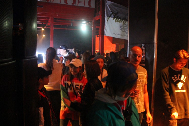 渋谷のクラブ「HARLEM（ハーレム）」深夜のダンスイベントで遊ぶ | ミーティア(MEETIA)