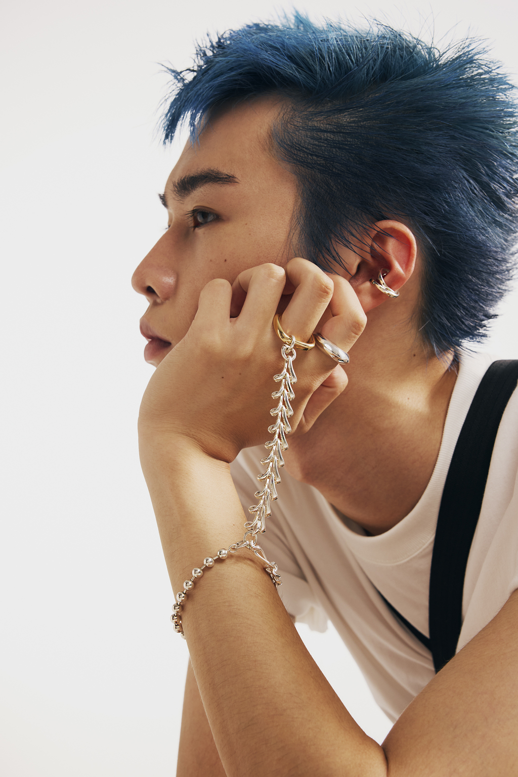 1 億通り以上のカスタムが可能。Z 世代へ向けたジュエリーブランド “LAMBDA( ラムダ))” がローンチ。 | ミーティア(MEETIA)