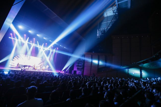 SYMPHONIACSがライブで魅せつけた、クラシックとEDMの可能性 | ミーティア(MEETIA)